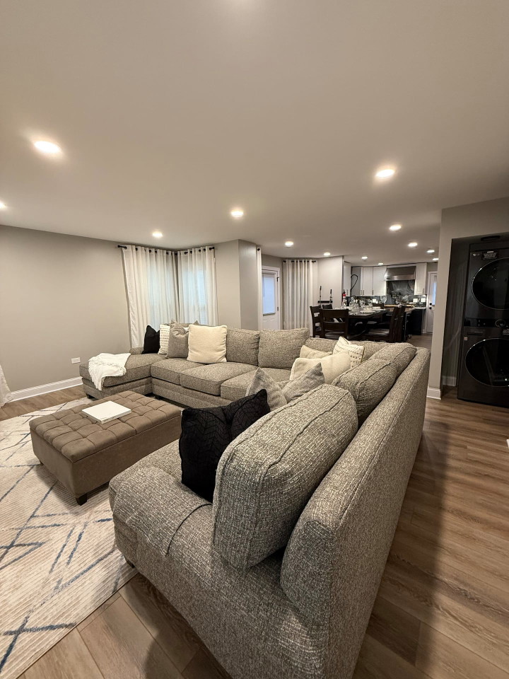 Luxe Home With Michelin Star Kitchen & King Beds - Naperville