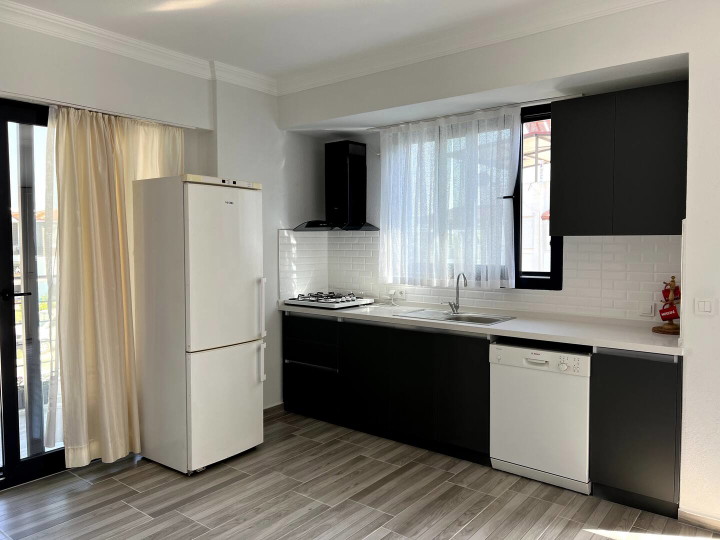 New, Close To The Sea-center, 1+1 Apartment With Balcony - Ören