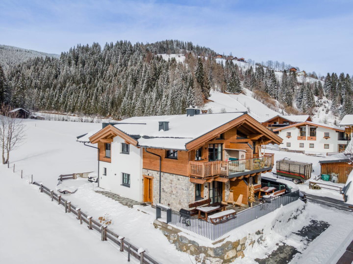 Amazing Chalet With Sauna Right By The Ski Lift - Wagrain