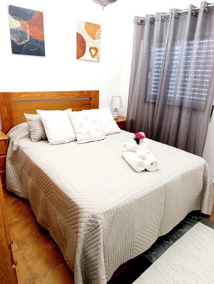 Front House - Nazaré