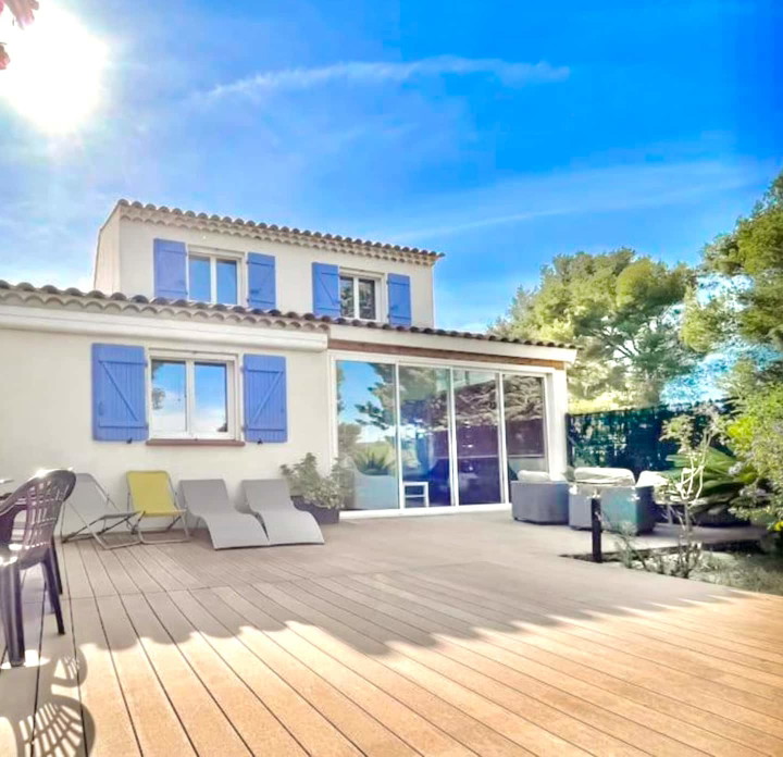Villa With Sea View Hills At The Gates Of The Calanques - 라 시오타