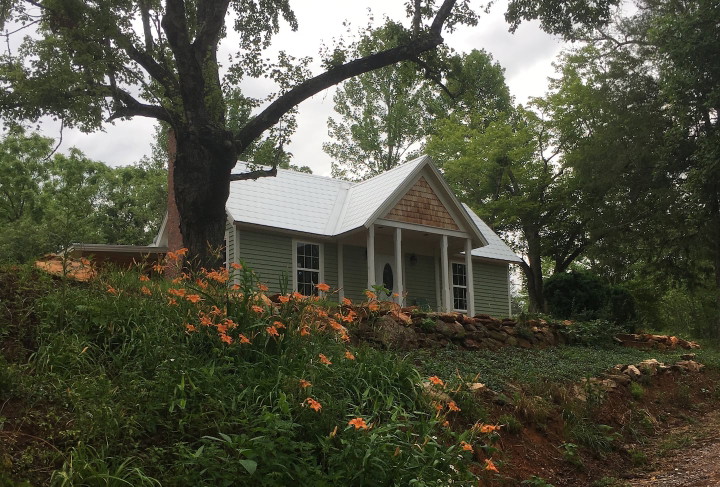 Historic 1890 Charm Blended With Modern Comfort - Franklin, NC