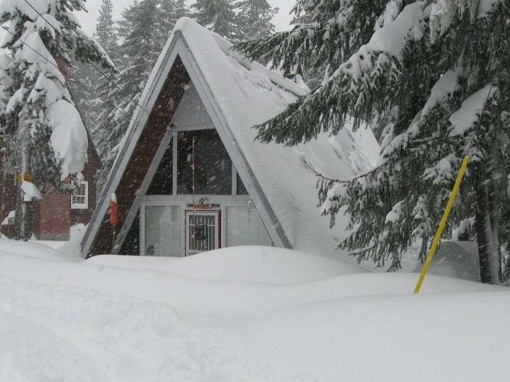 Govy A Frame With Hot Tub - Mount Hood, OR