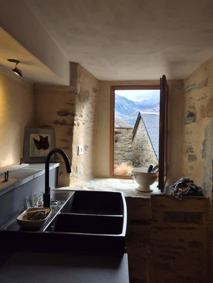La Maison De La Source Dans Les Pyrénées - Luz-Saint-Sauveur