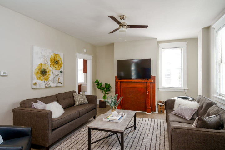 *5 Min To Wvu*smart Tv*full Kitchen*w/d - West Virginia
