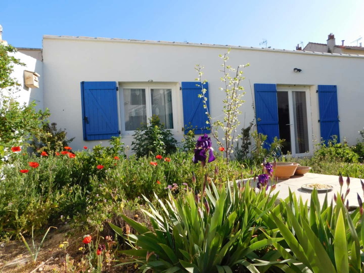 Garden Playhouse - Marseille