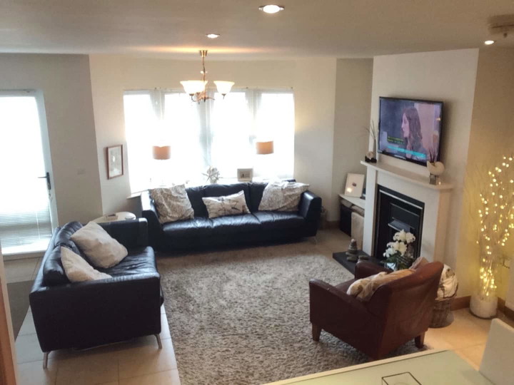 Central Ballycastle Modern Beautiful Apartment - Ballycastle