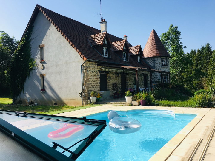 Villa Avec Piscine Chauffée - Guéret