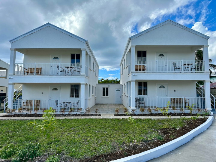 Island Life Apt 9 - Barbados