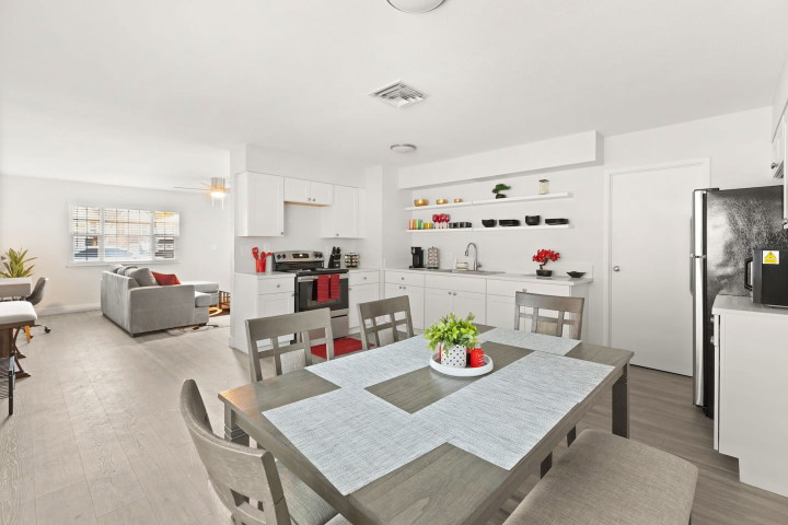 Centre-ville De Las Vegas 7br 4ba 11bed 3unit Entire Site - Las Vegas, NV