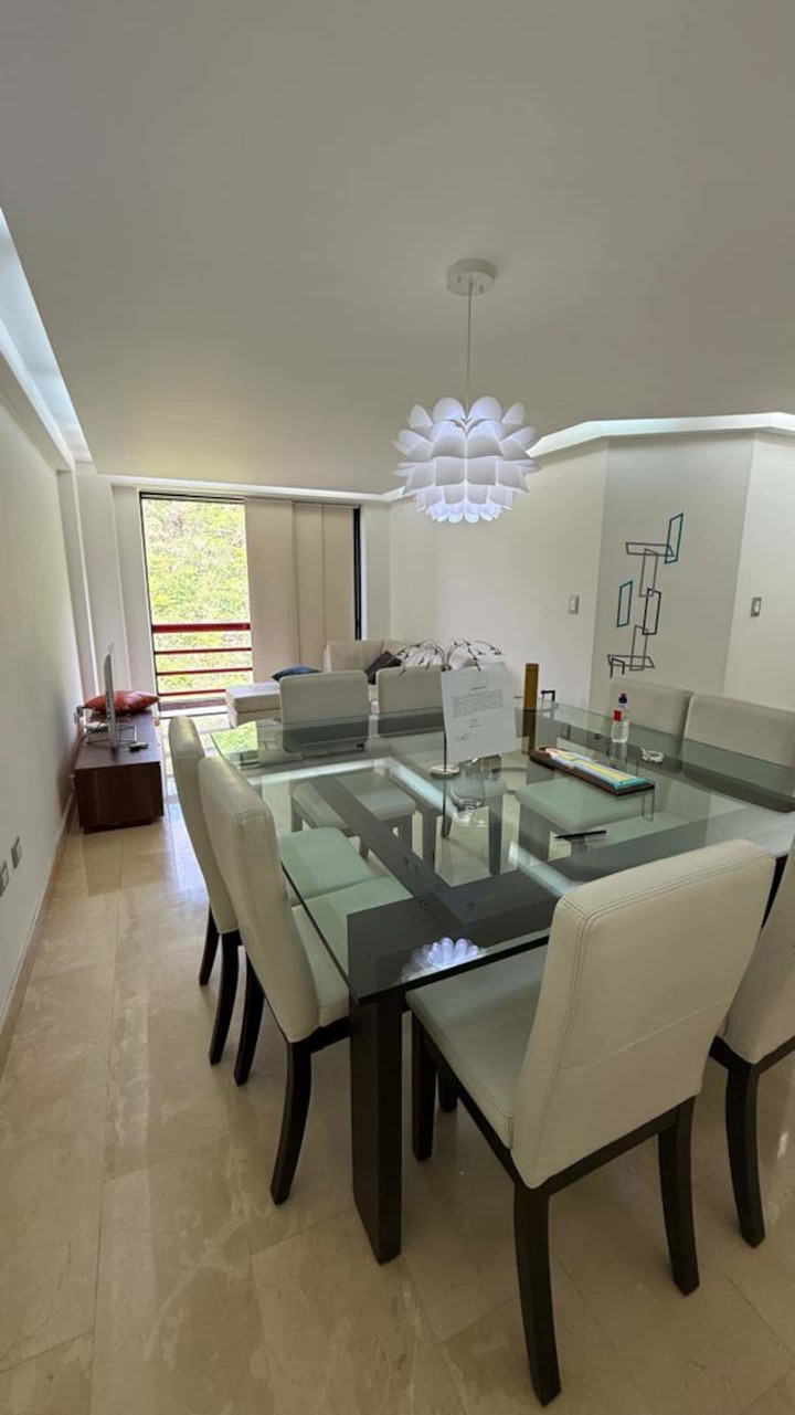 Moderno Apartamento De 2d/2b En La Alameda - Caracas