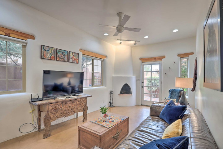 Historic Railyard Bungalow - Walkable Location! - Santa Fe, NM