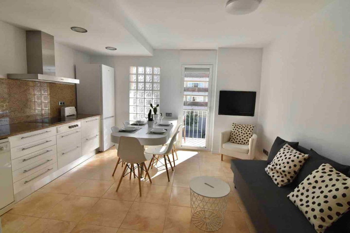 Sea View Charming Apartment With Private Parking - Pineda de Mar