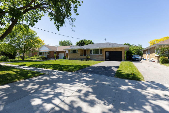 Modern 3br Home-sleeps 6-in The Heart Of Kitchener - Kitchener
