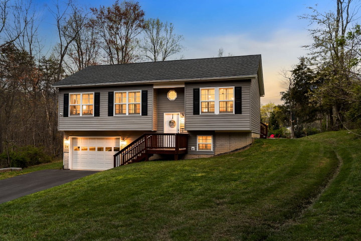 Cozy Hidden Cottage - 6 Mins To Sites & River - Harpers Ferry, WV