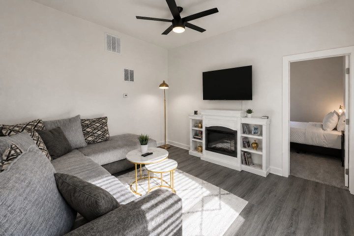 Luxury Cottage: Marshall, St. Marys, Downtown - Huntington, WV