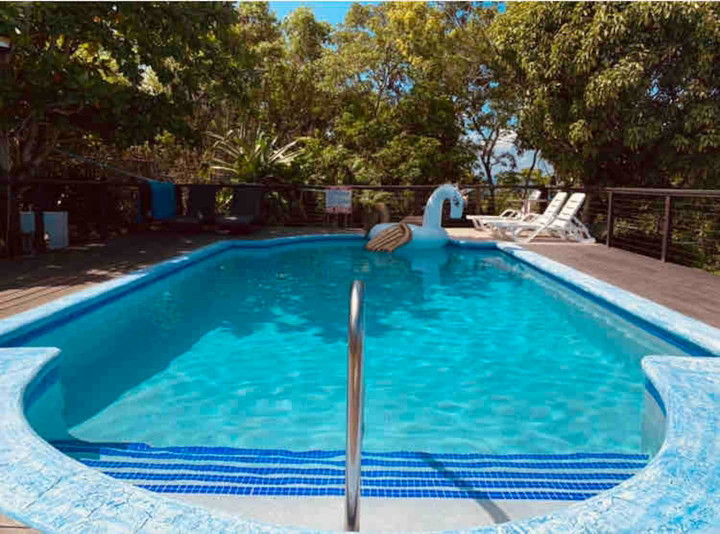 Cozy 2bedrooms, 1 Bathroom, Rooftop Pool - Montego Bay