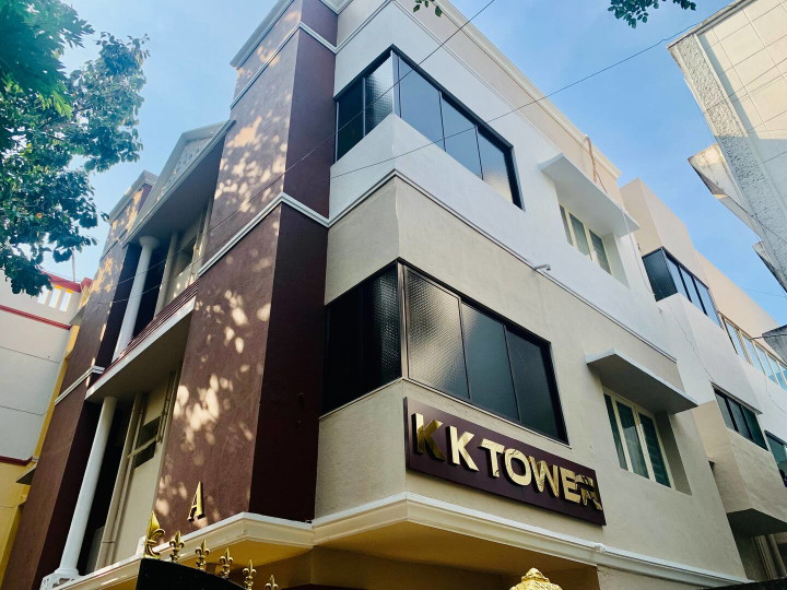 [San0] - Spacious 3bhk Apartment In Egmore - Chennai
