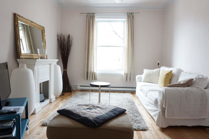 Charming Accommodation In The Plateau Mont-royal. - Montreal