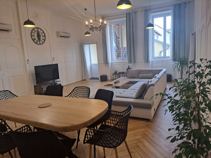 Character Apartment In The Heart Of Arbois - Arbois