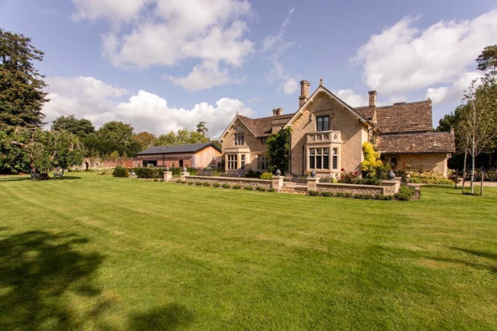 Hilmarton Manor - Devizes