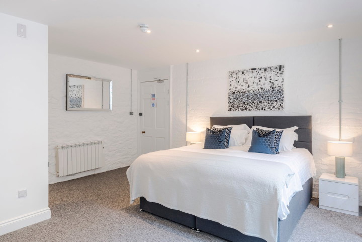 4 Berkeley Square - Super King Studio - Bristol