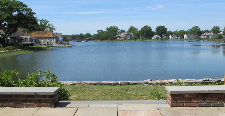 Waterfront  House In Old Greenwich, Ct - Greenwich, CT