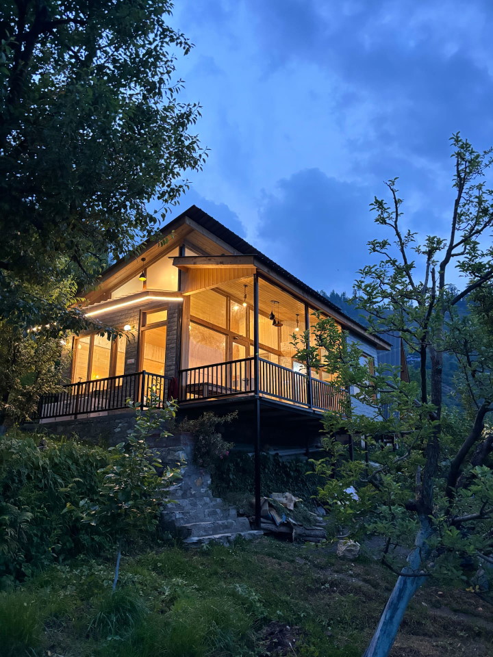 Hillsa_stay (Rockys Retreat Jibhi) - India