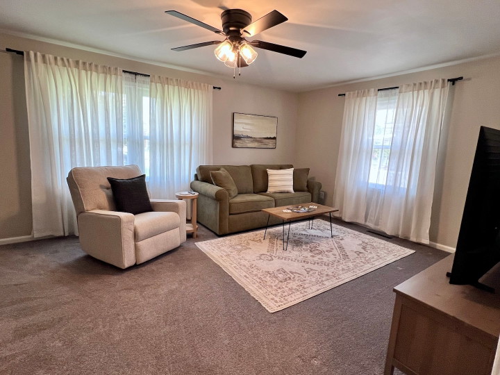 Cozy Irvin Getaway - Newburgh, IN