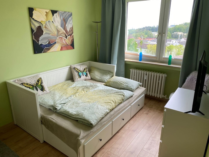 Stadt- Und Naturnahe Wohnung In Oberursel - Bad Homburg