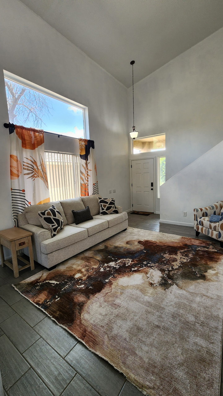 Spacious Desert Home In West Valley, Phoenix. - Avondale, AZ