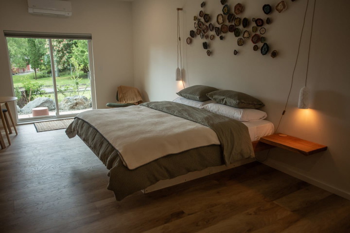 King Studio A - The Four Cedars - Ucluelet