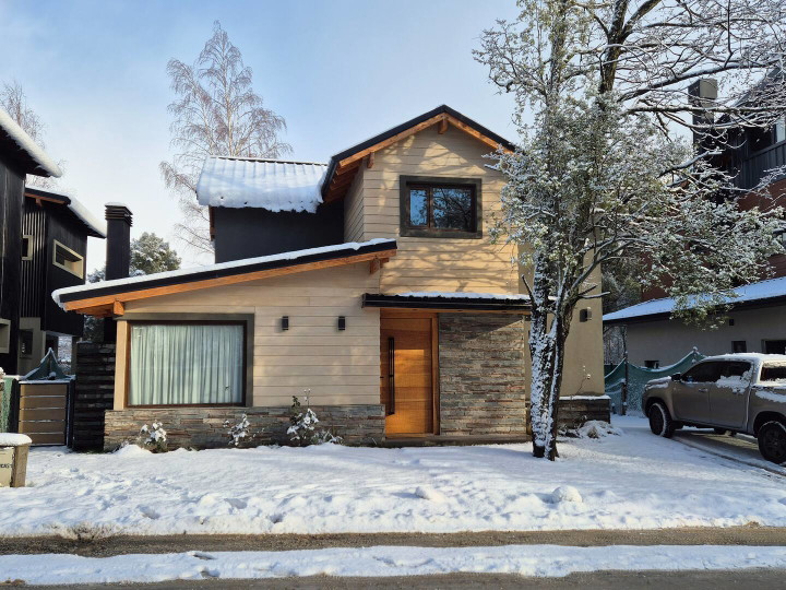Cómoda Casa Con Parrilla Y Pileta Y Tours Al Lago - San Carlos de Bariloche
