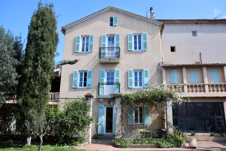 Maison De Charme Climatisée Avec Piscine Au Calme - Toulon