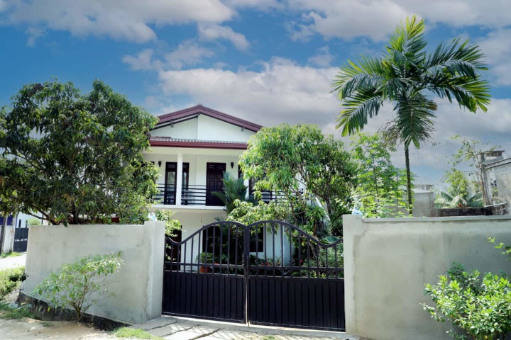 River Homestay - Mirissa
