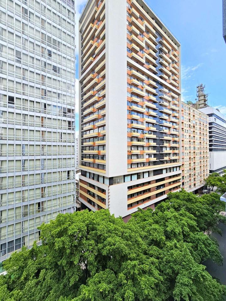 Entire 240 Sq. Meter Apartment Downtown Garg. Santa Casa. Wi-fi. - Porto Alegre
