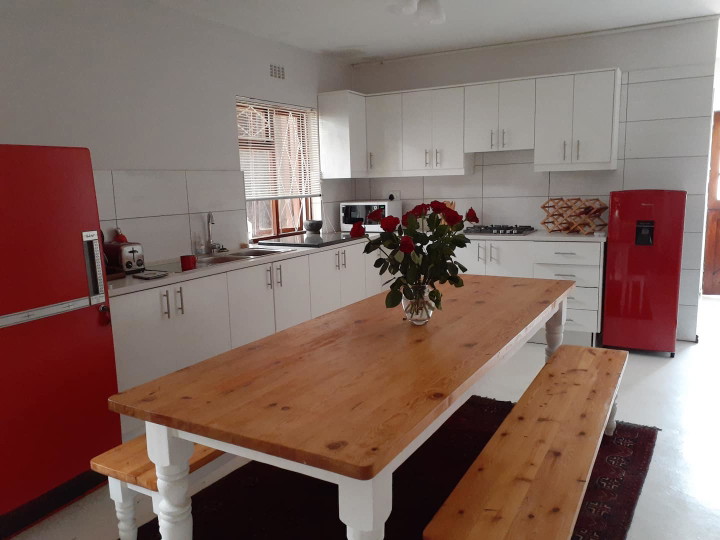 Somerset West. Self Catering - Home Within A Home - Somerset West