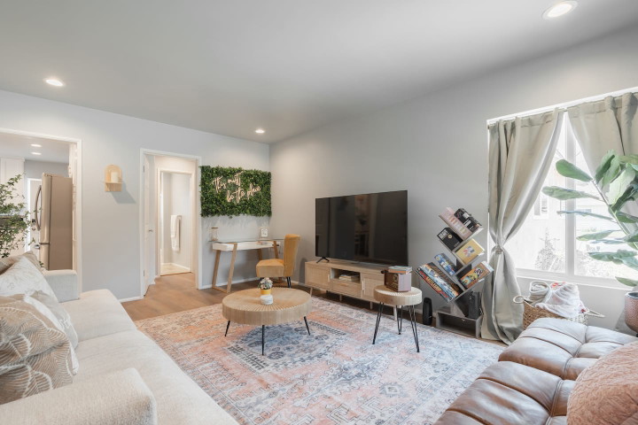 Modern Getaway Near La And Oc W Free Parking - Norwalk, CA