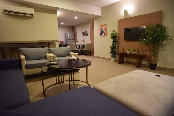Arteo Grand-no Id-self Check In-secure-gulberg - Lahore