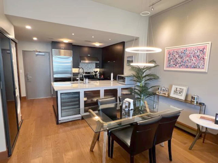 Spectacular 2-bdrm Executive Downtown Penthouse - Denver, CO