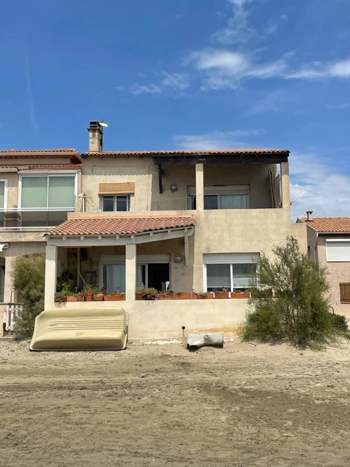 Maison Les Pieds Dans L'eau, Sur La Plage - Fos-sur-Mer