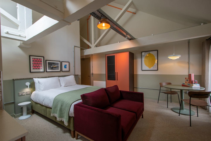 Studio Apartment - Edinburgh