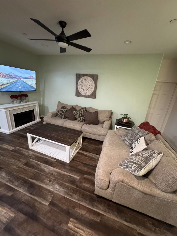 Cozy Imperial Home - El Centro, CA