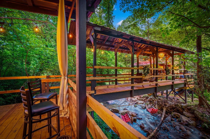 The Enchanting Waterfront Nature Experienceo - Cosby, TN