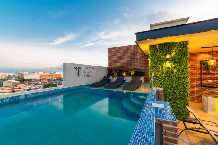 King Bed, Studio, Optic Fiber Fast Wifi Near All - Playa del Carmen