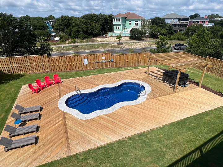 Oasis In Corolla: Walk To Beach & Private Pool - Corolla, NC