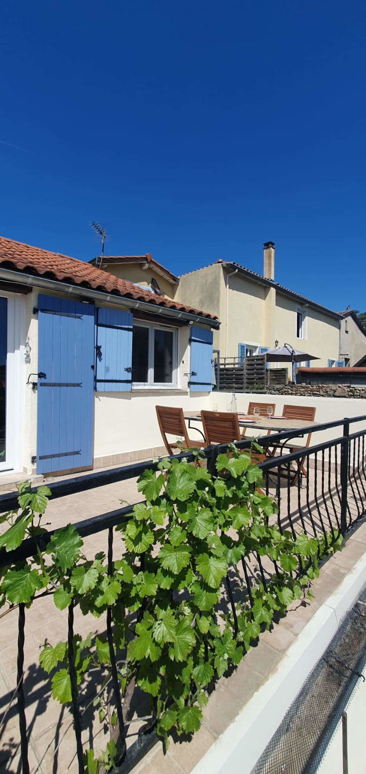Bel éTage Familial & Calme Avec Jardin - Givors