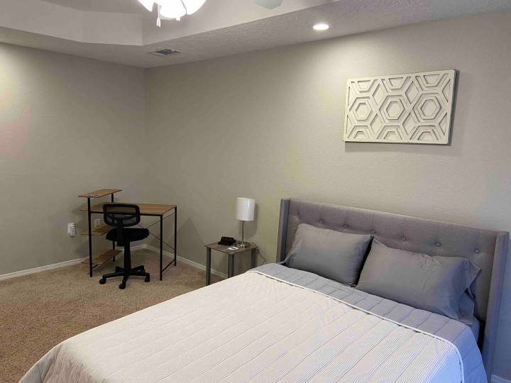 Lovely 2 Bedroom W/ 2 Bathroom Cozy & Clean Rental - Clovis, NM