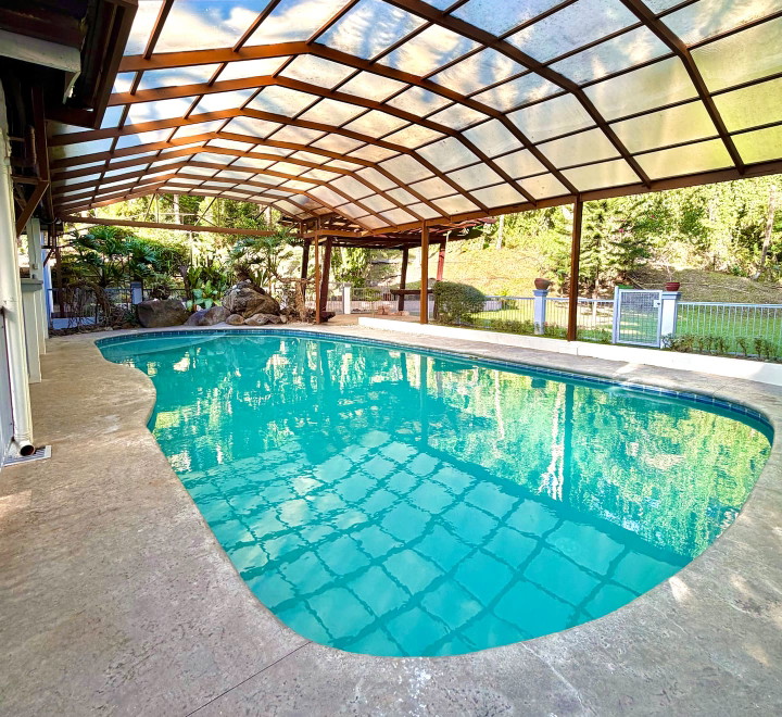 Home With Pool, Subicbay Freeport - Subic