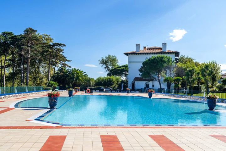Charmant T2 Dans Une Résidence Pierre Et Vacances - Urrugne